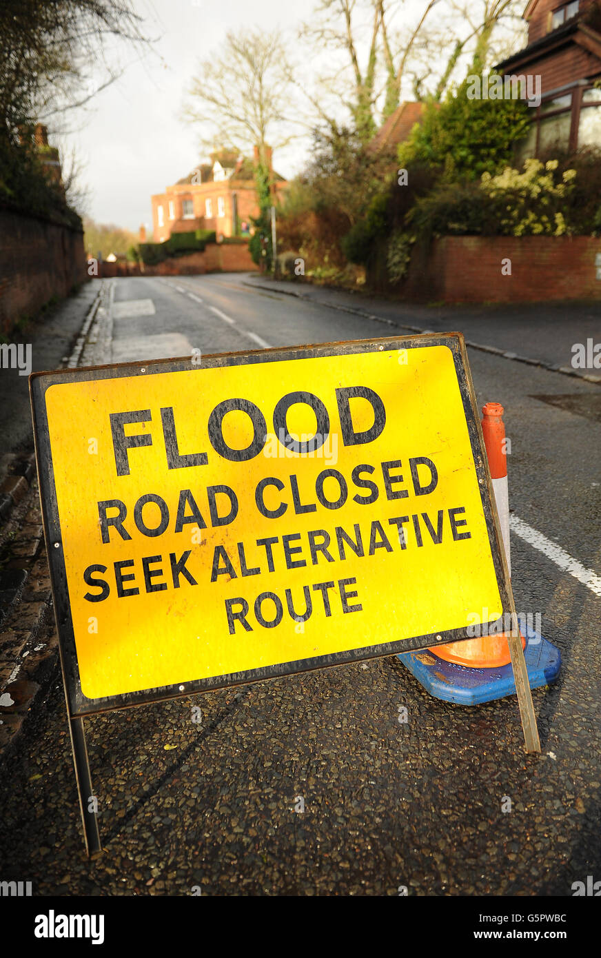 General Stock - Flood Warning Signs Stock Photo - Alamy