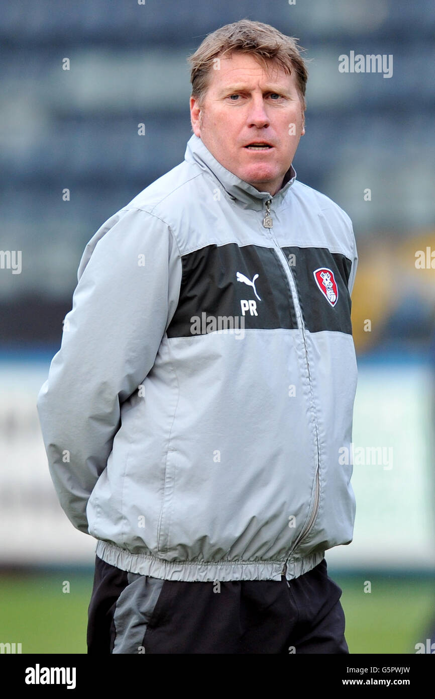 Soccer - npower Football League Two - Rochdale v Rotherham United ...