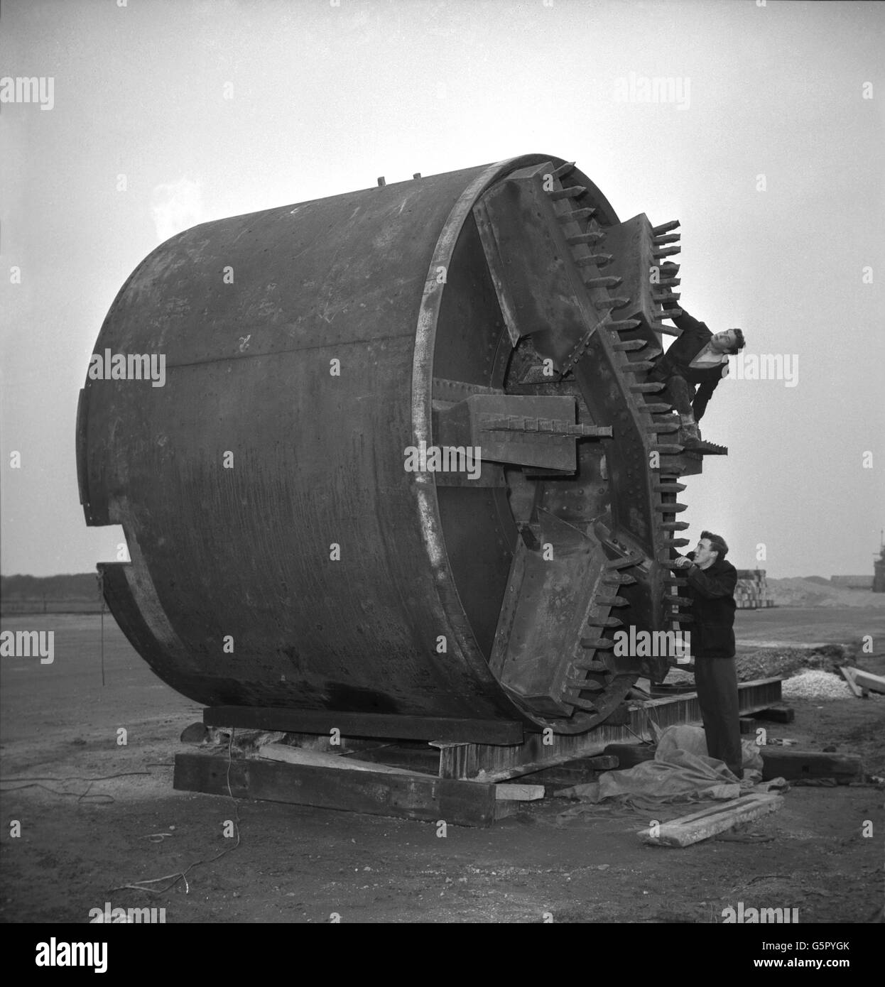 Transport - London Underground - Victoria Line Construction Stock Photo ...