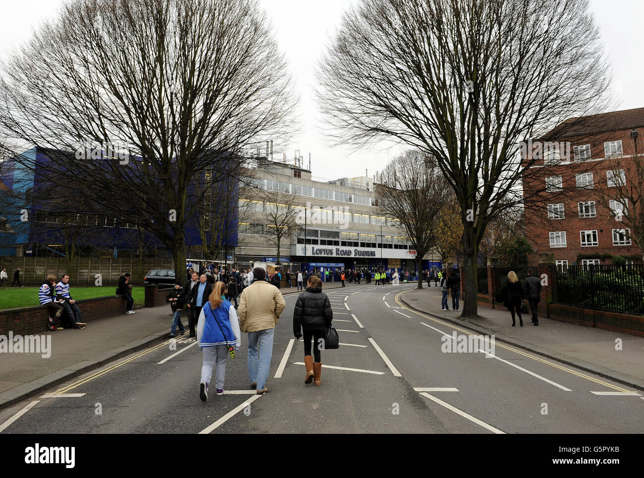 Loftus road stadium view hi-res stock photography and images - Alamy