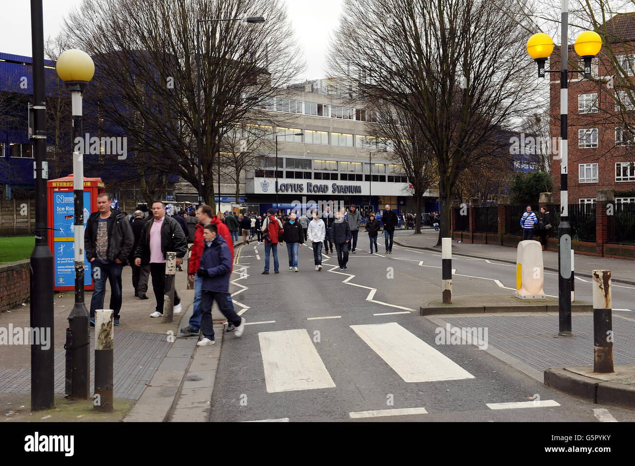 Loftus road stadium view hi-res stock photography and images - Alamy