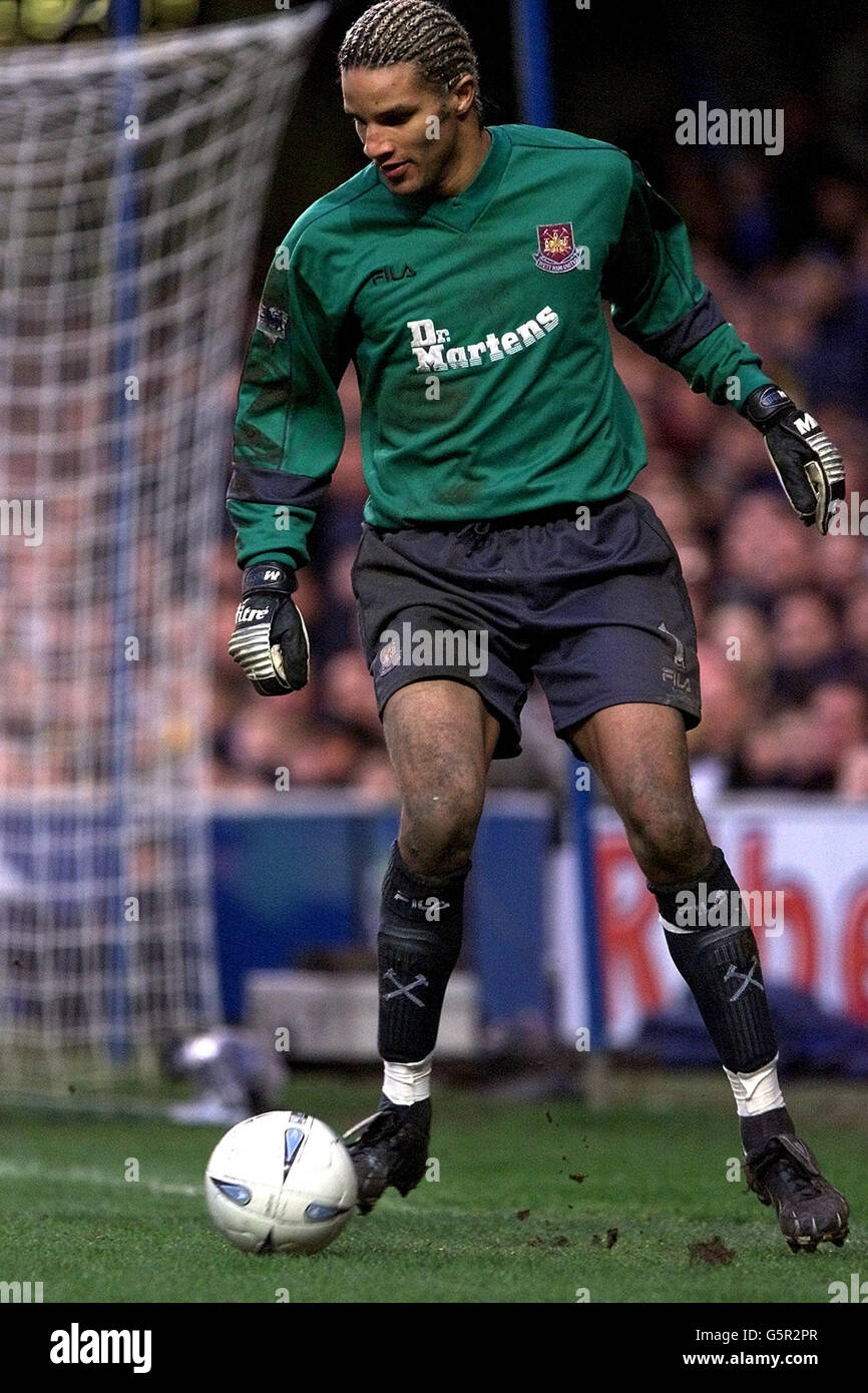 Football west ham hi-res stock photography and images - Alamy