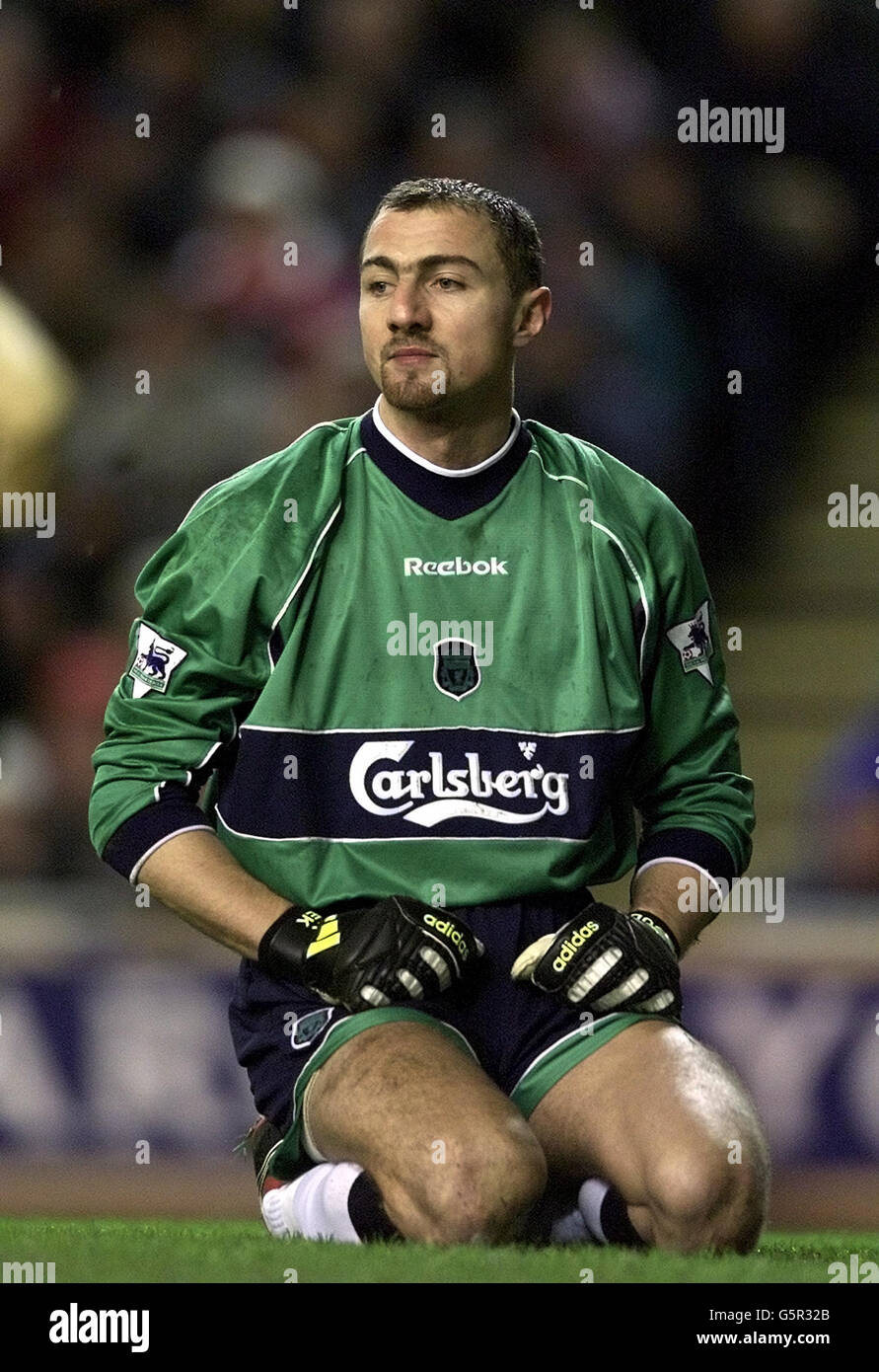 Liverpool goalkeeper jerzy dudek during hi-res stock photography and ...