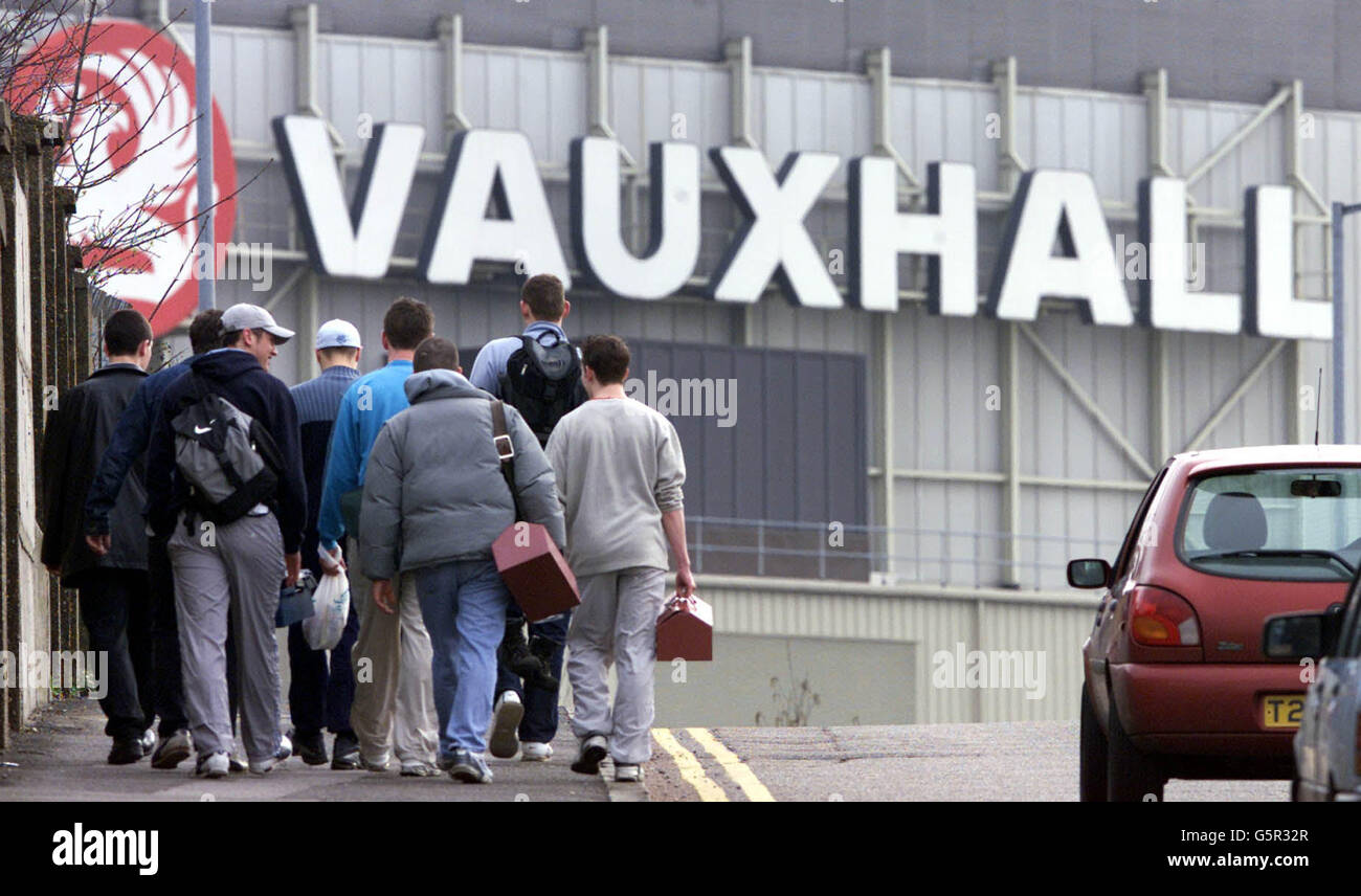 Vauxhall car factory shut down Stock Photo - Alamy