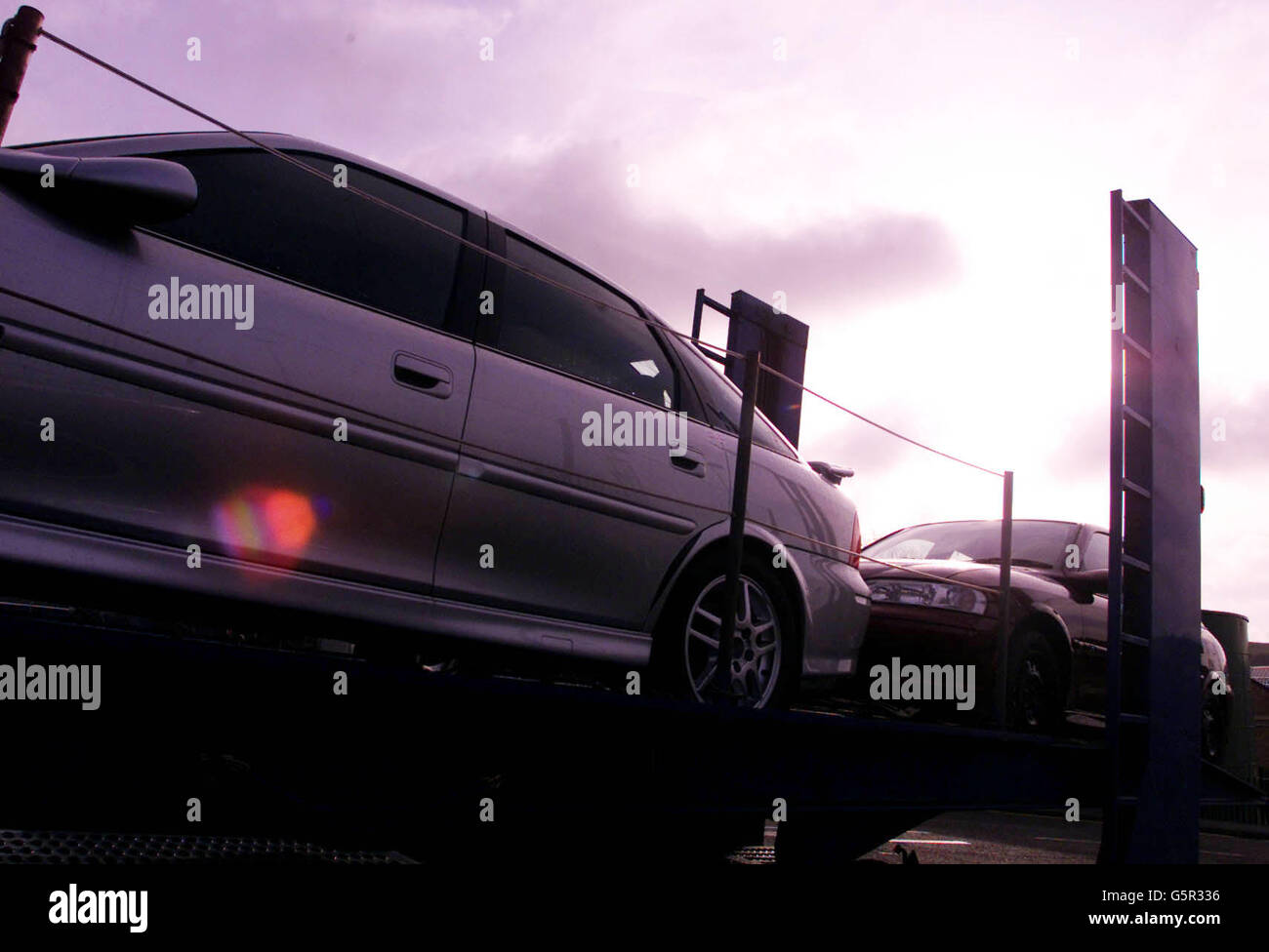 Vauxhall factory shut down Stock Photo - Alamy