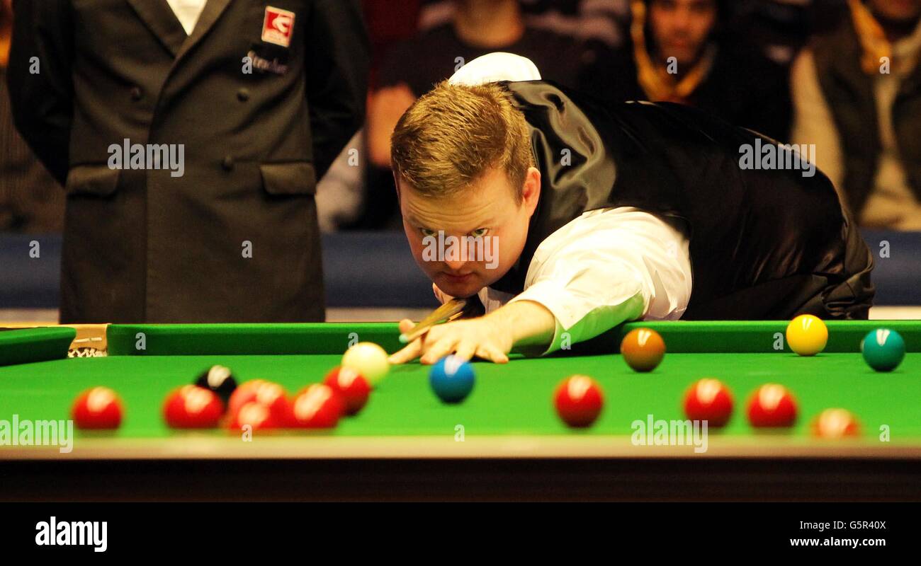 Shaun Murphy in action against Ricky Walden during day three of the ...