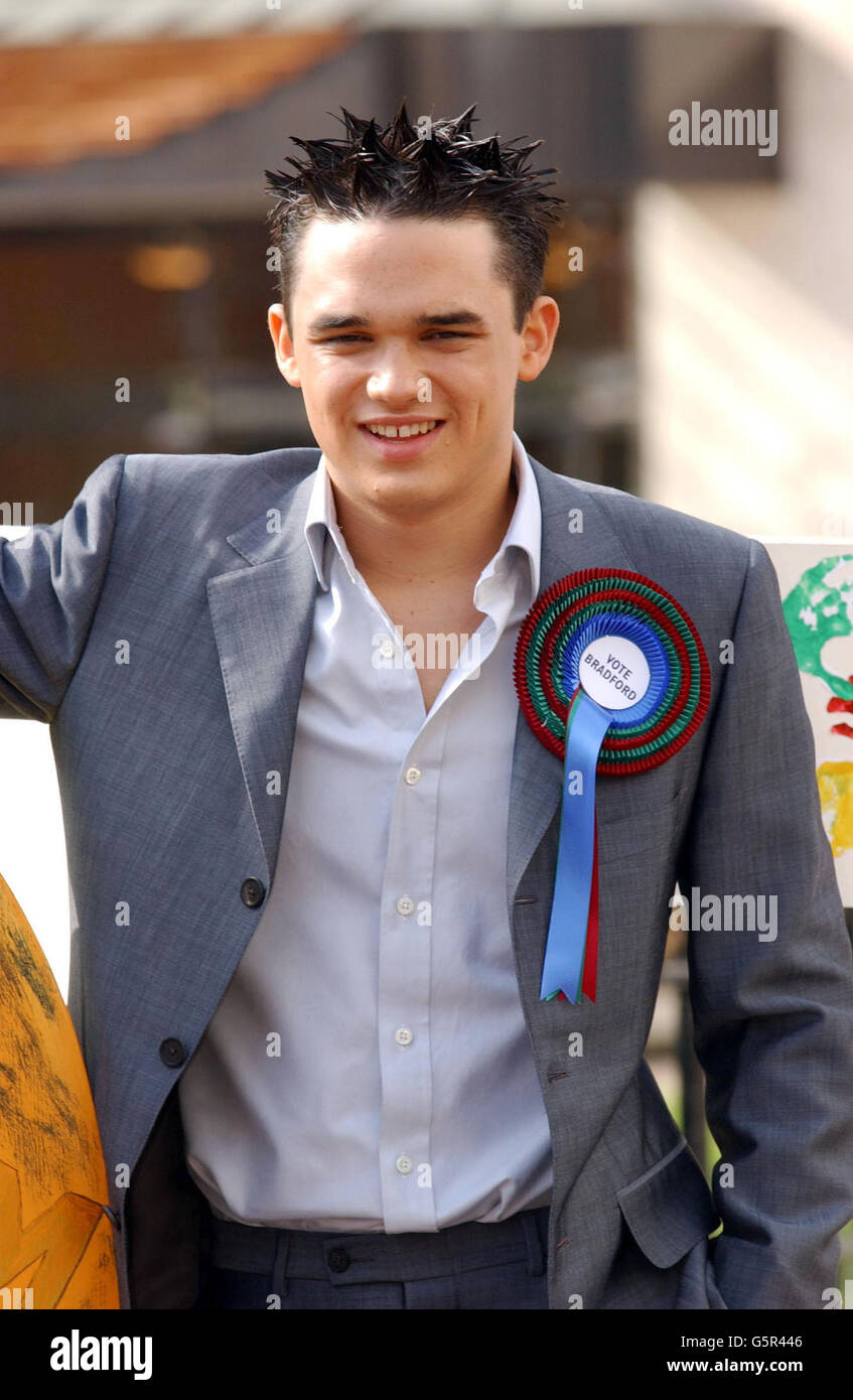 Gareth gates hair hi-res stock photography and images - Alamy
