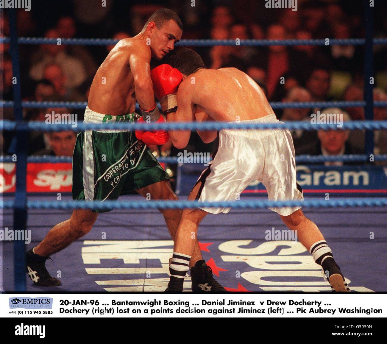 Boxing ... Daniel Jiminez v Drew Docherty Stock Photo - Alamy