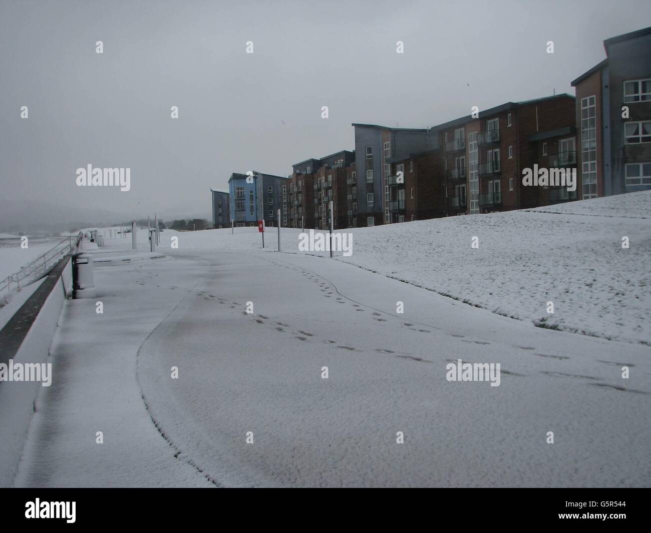 Covered streets hi-res stock photography and images - Alamy