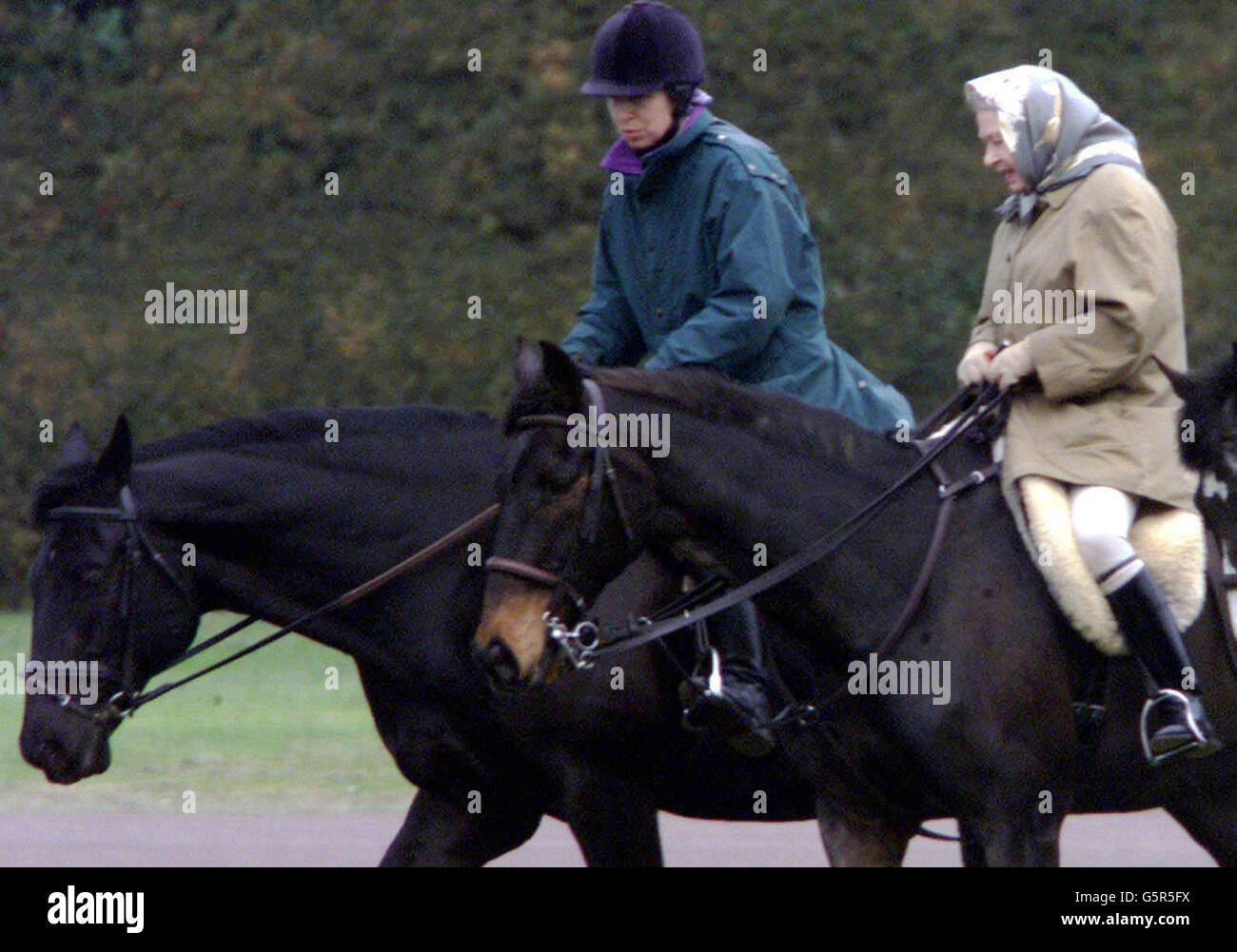 Royal family horse riding hi-res stock photography and images - Alamy