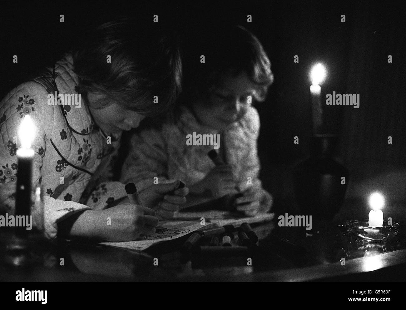 Colouring by candlelight hi-res stock photography and images - Alamy