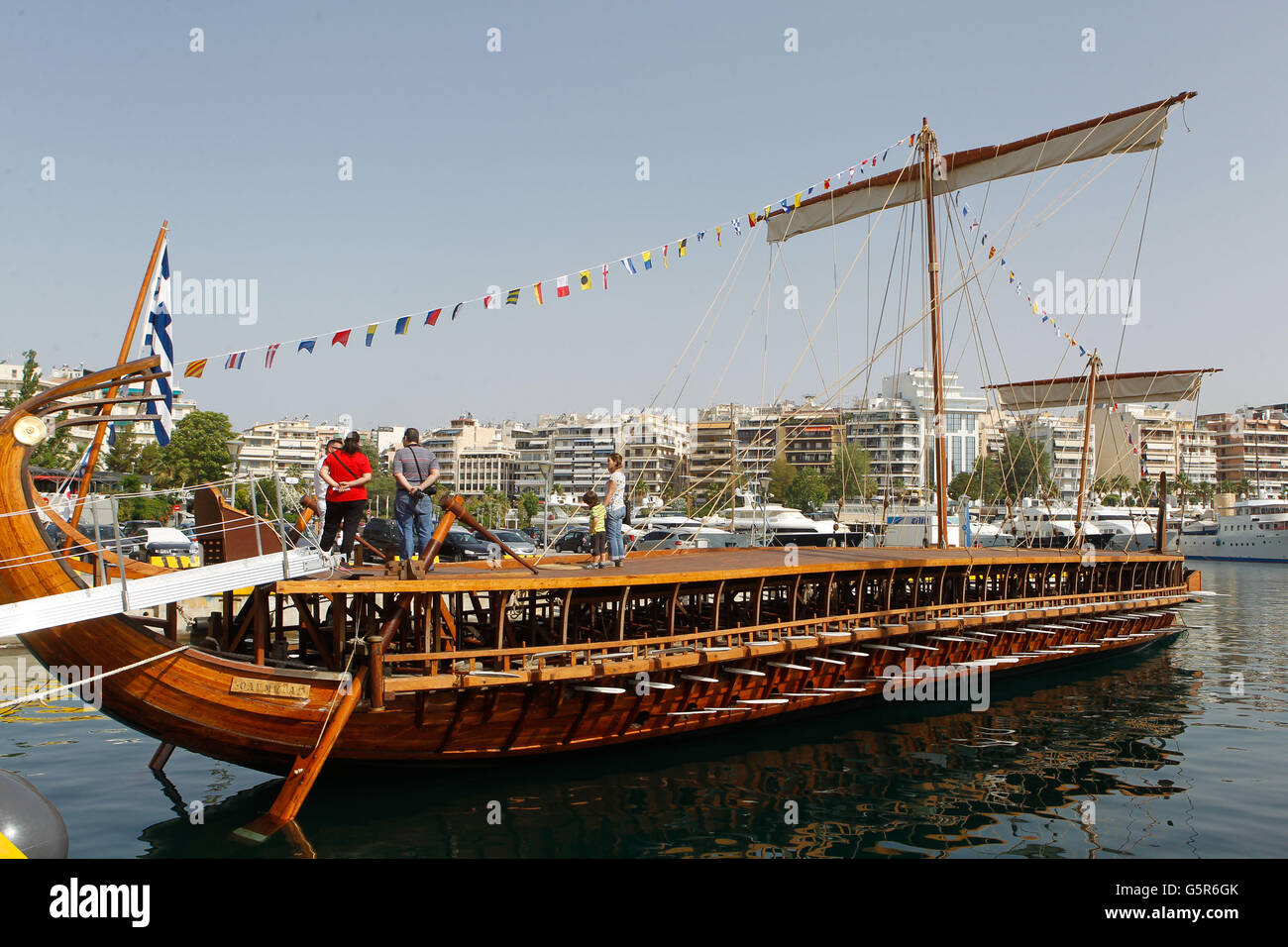 Hellenic navy old ship hi-res stock photography and images - Alamy