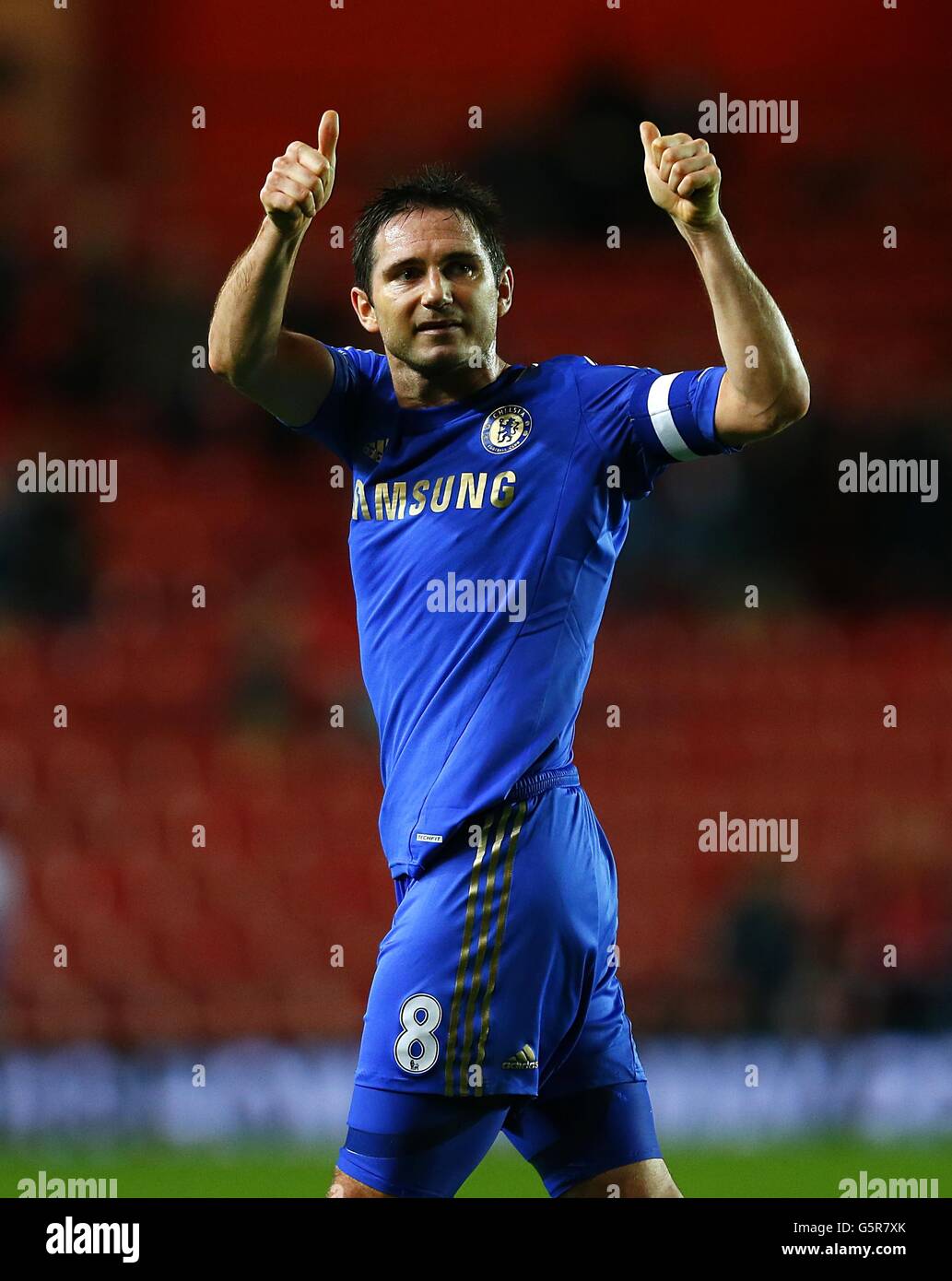 Fans celebration thumbs up football hi-res stock photography and images ...