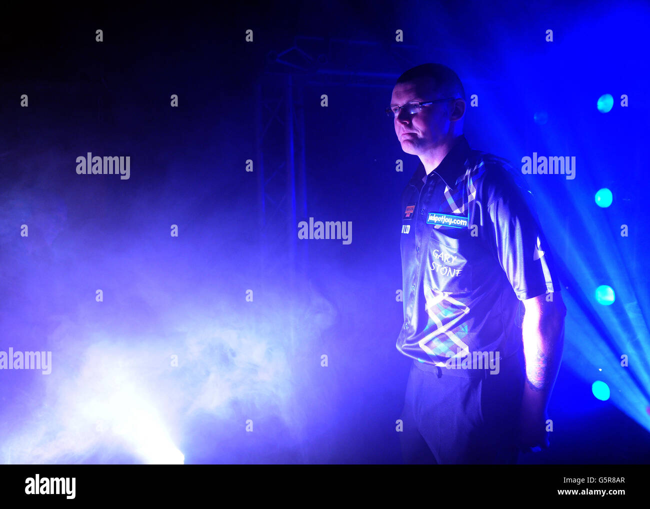 Gary stone bdo world professional darts championships lakeside complex ...