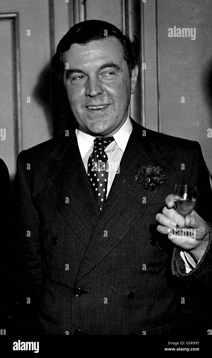 Norman Hartnell High Resolution Stock Photography and Images - Alamy