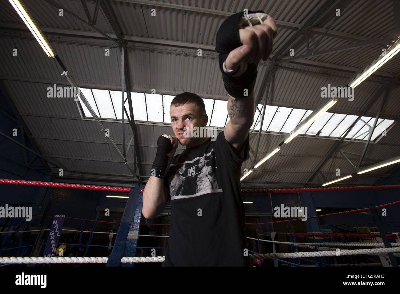 Frankie gavin hi-res stock photography and images - Alamy