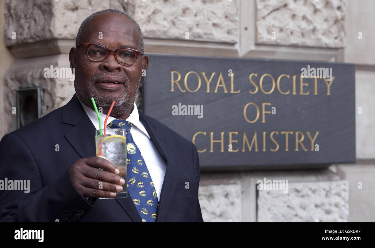 Erasto Mpemba From Tanzania In Africa At The Royal Society Of Chemistry erasto-mpemba-from-tanzania-in-africa-at-the-royal-society-of-chemistry
