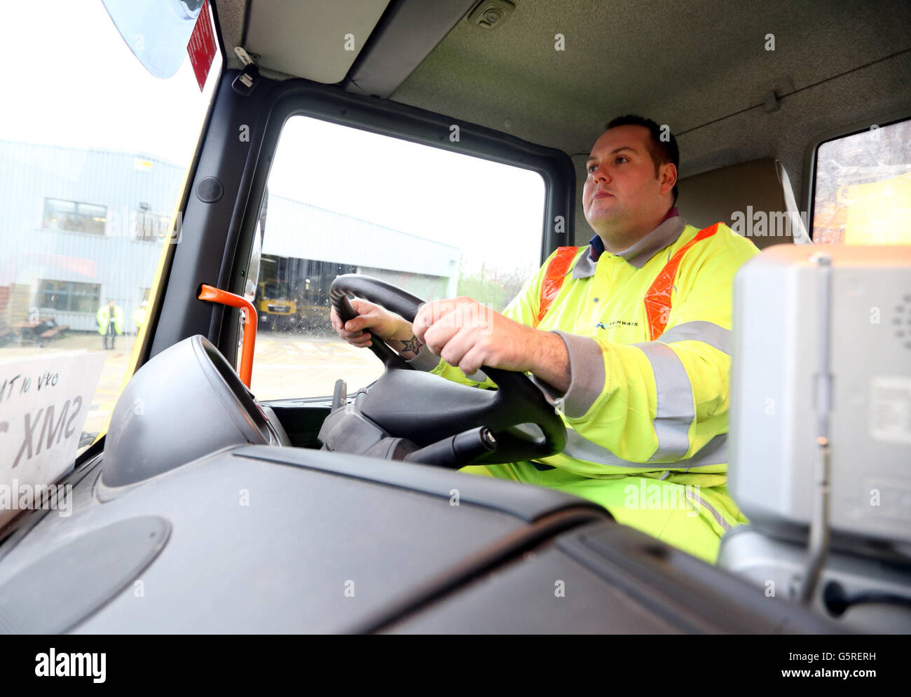 Gritting machines hi-res stock photography and images - Alamy