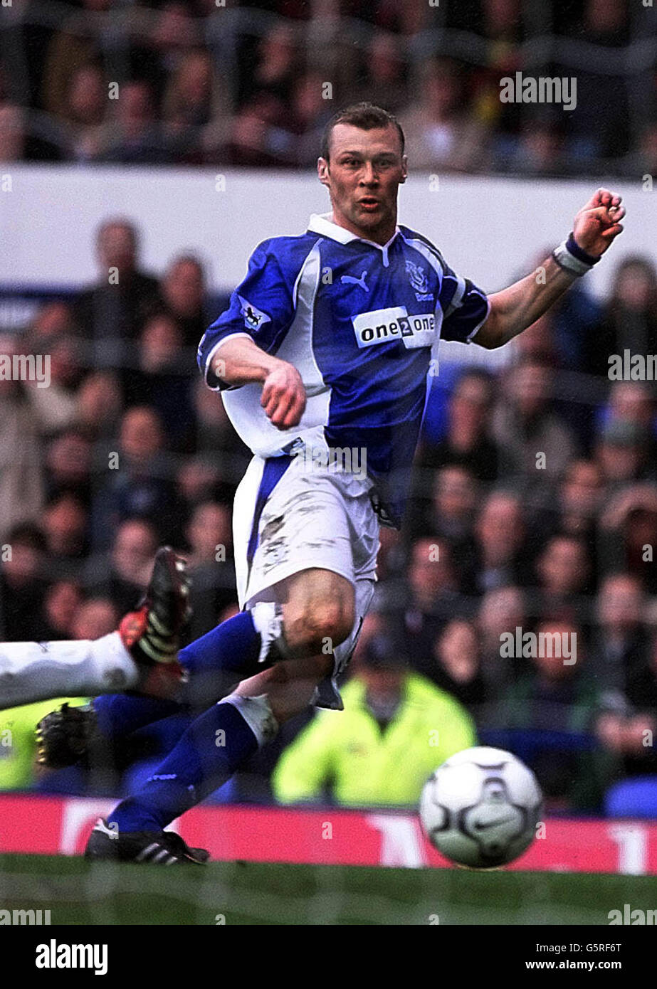 Scores 2nd goal against everton hi-res stock photography and images - Alamy