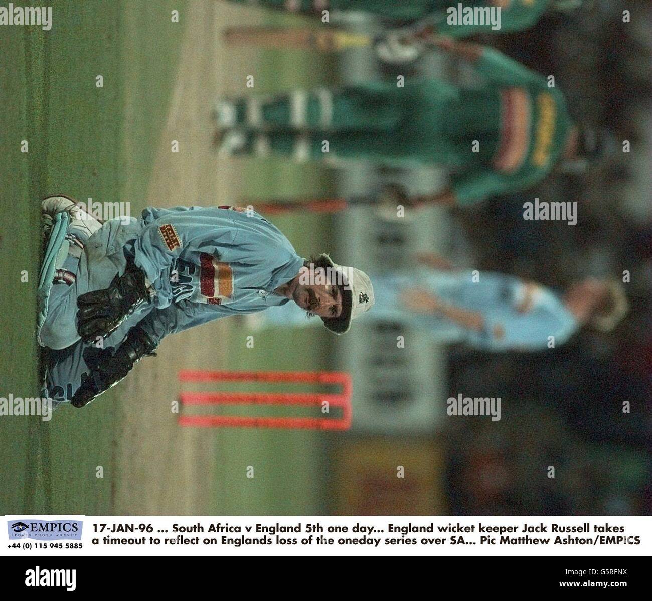 17-JAN-96, South Africa v England 5th one day. England wicket keeper ...