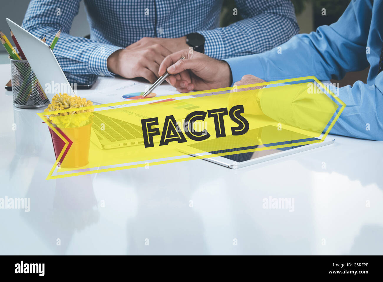 BUSINESS WORKING OFFICE Facts TEAMWORK BRAINSTORMING CONCEPT Stock ...