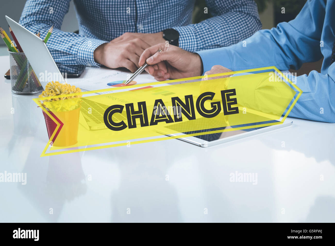 BUSINESS WORKING OFFICE Change TEAMWORK BRAINSTORMING CONCEPT Stock ...