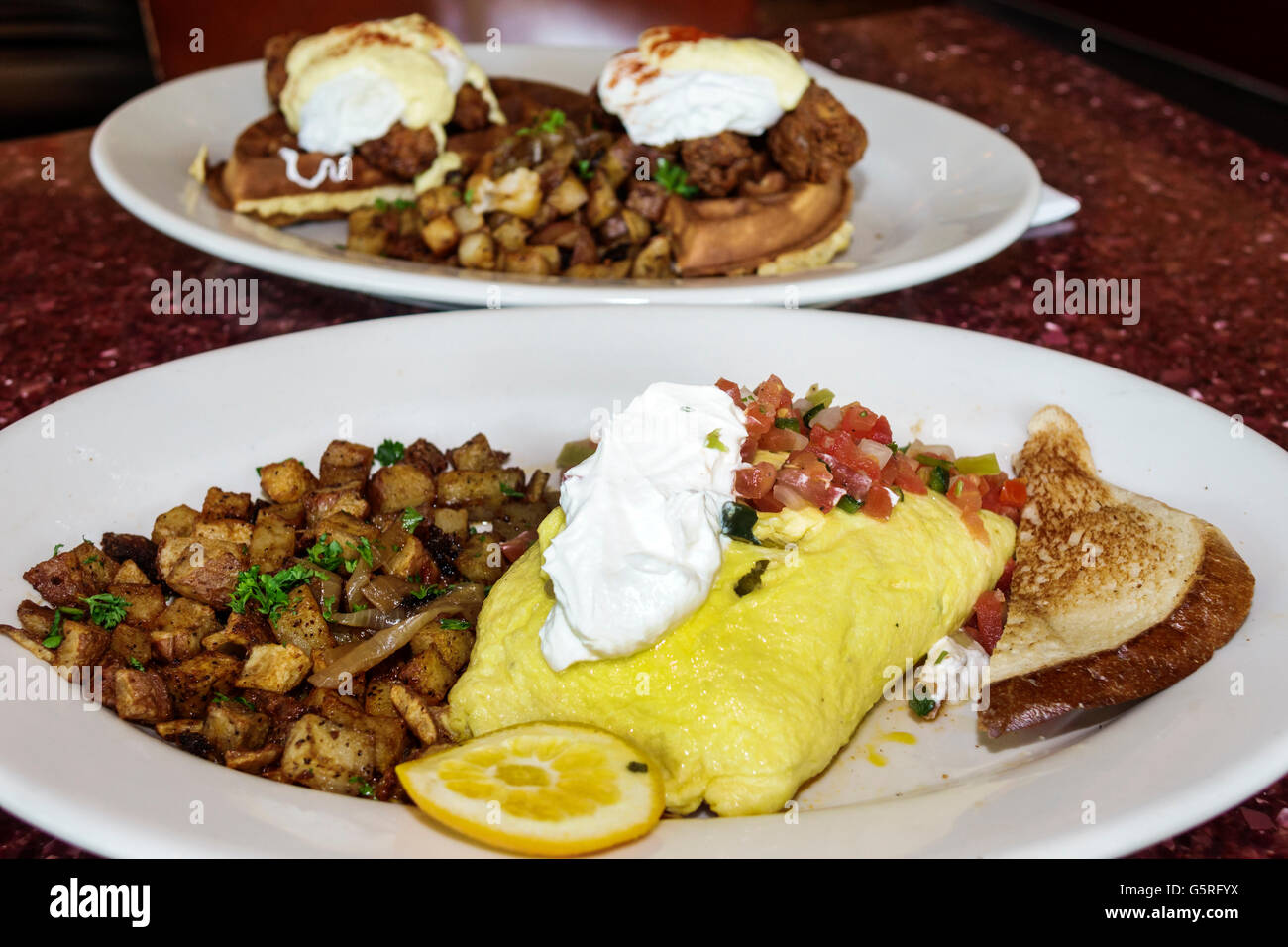 Cafe nexxt hi-res stock photography and images - Alamy