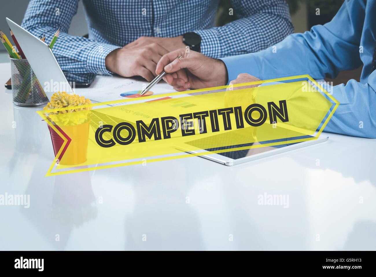 BUSINESS WORKING OFFICE Competition TEAMWORK BRAINSTORMING CONCEPT ...