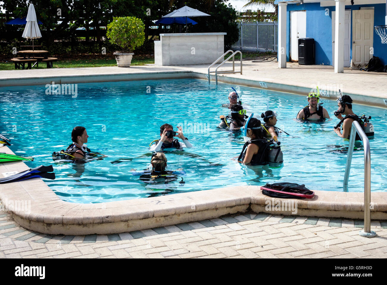 Miami Beach Florida,swimming pool,scuba diving class,beginners,visitors ...