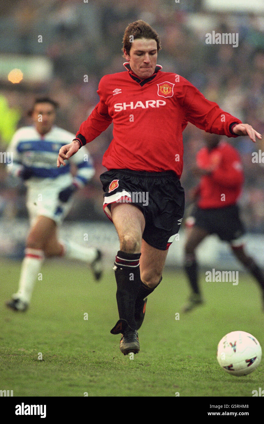 Manchester United's Lee Sharpe in action against Reading during the ...