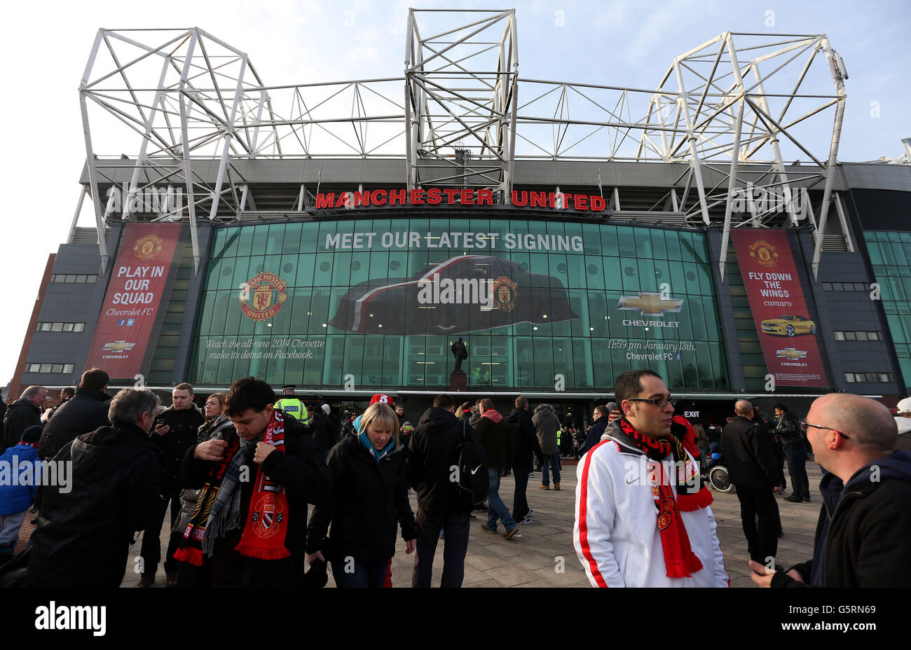 East stand at old trafford hi-res stock photography and images - Alamy