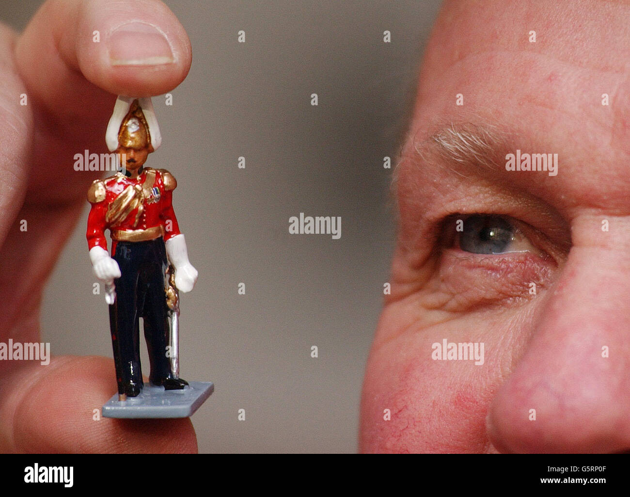 Queen coronation elizabeth close up hi-res stock photography and images ...
