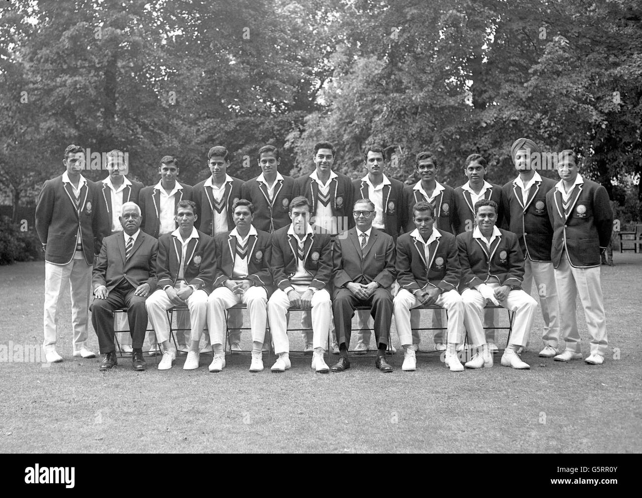 Cricket india team group hi-res stock photography and images - Alamy