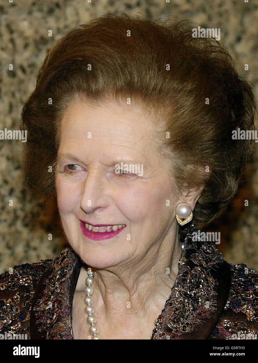 Politics Head Shoulders Smiling Baroness Thatcher Margaret Thatcher ...