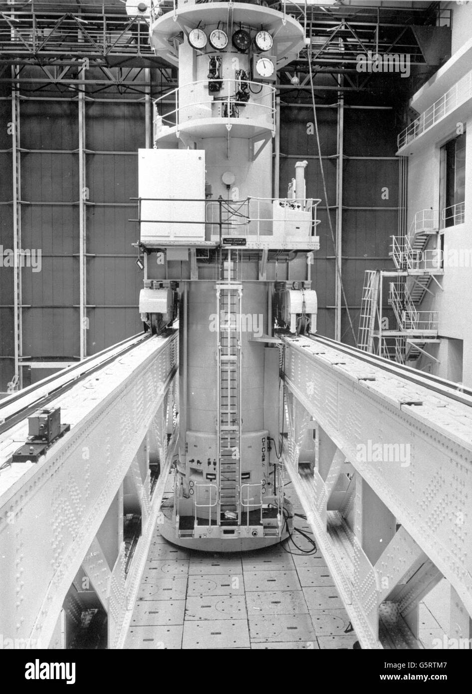 British Science - Nuclear Power - Bradwell Magnox Reactor - Bradwell-on ...