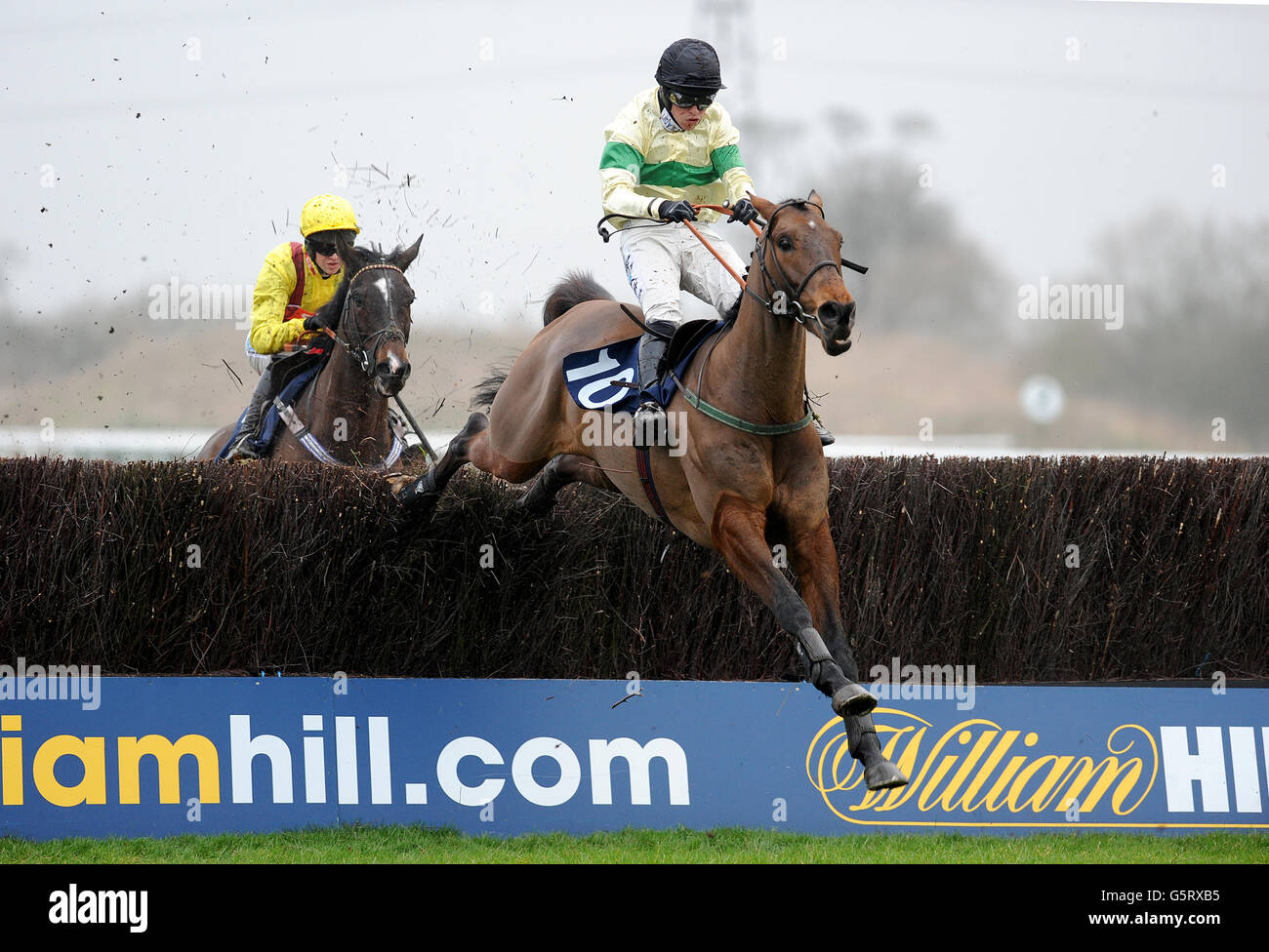 Horse Racing - Huntingdon Racecourse Stock Photo - Alamy
