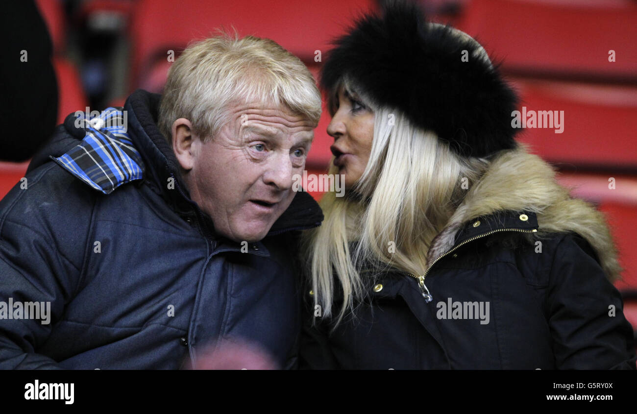 Sport football manager gordon strachan hi-res stock photography and ...