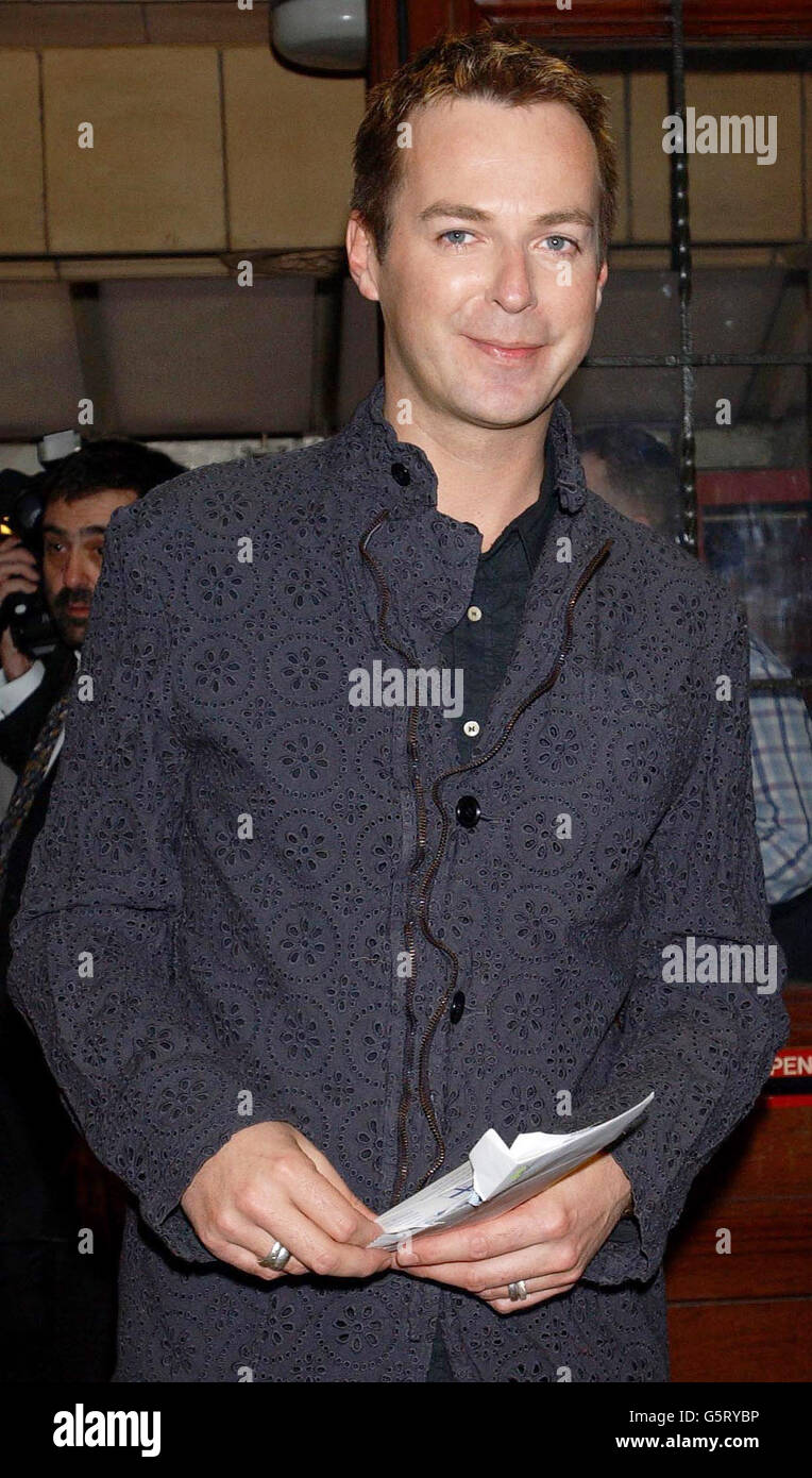 Liza Minnelli's concert / Julian Clary Stock Photo - Alamy