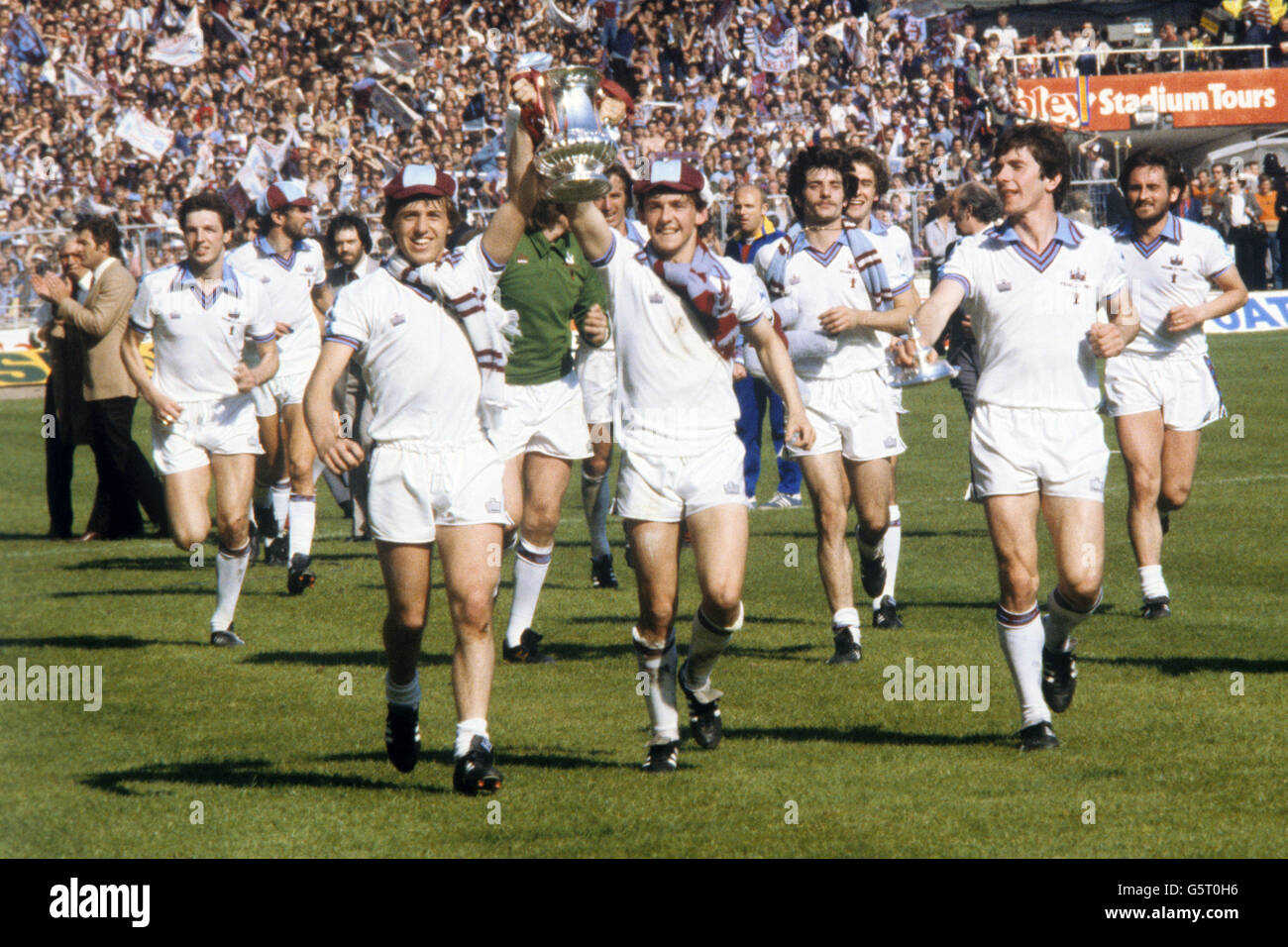 L r alvin martin hi-res stock photography and images - Alamy