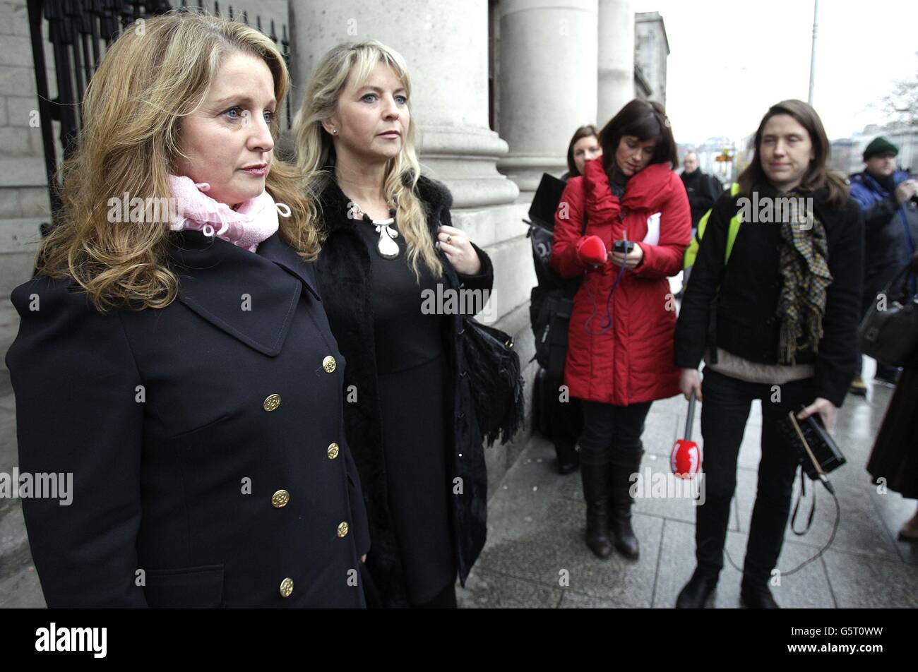 Businessman Paul Begley's wife Diane Begley (left) and sister-in-law ...