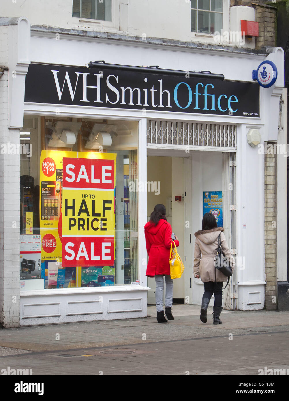News city whsmith hi-res stock photography and images - Alamy