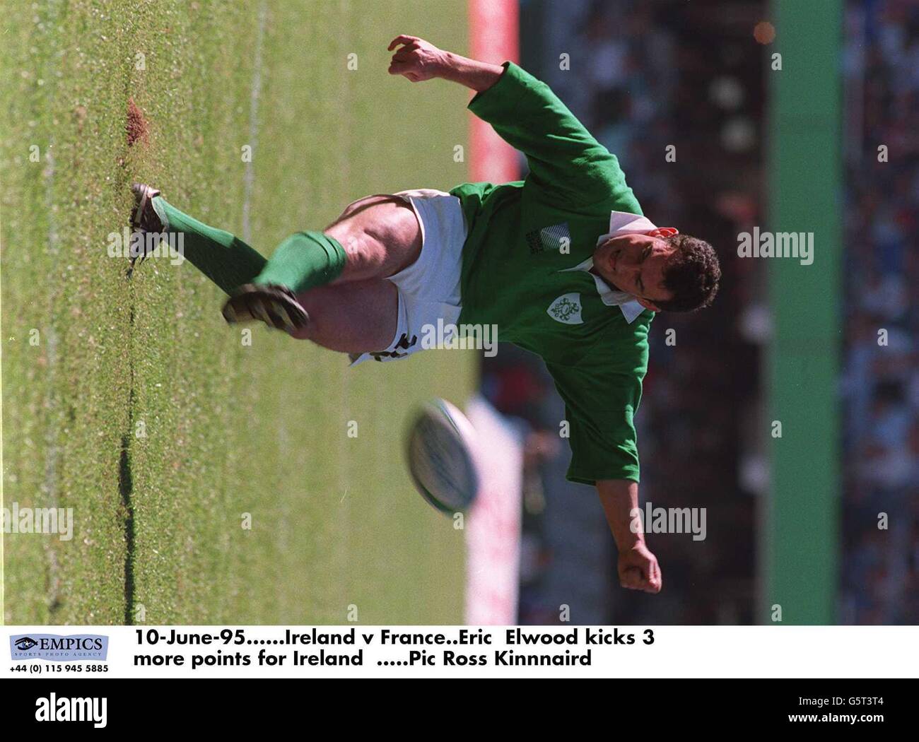 Rugby union world cup 1995 ireland v france hi-res stock photography ...