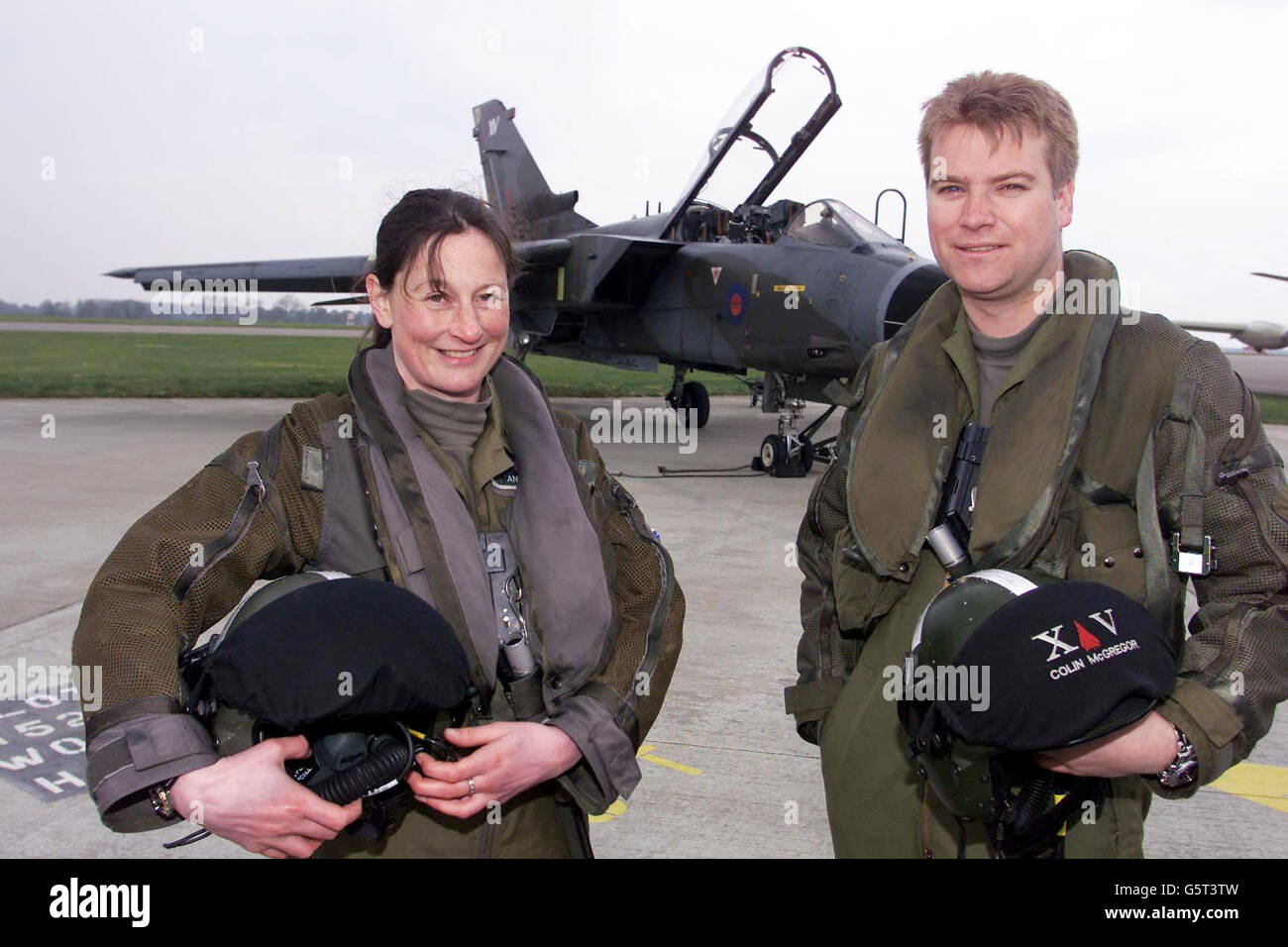 Flight Navigator Andrea McColl (left) with Flight Lieutenant, Pilot ...