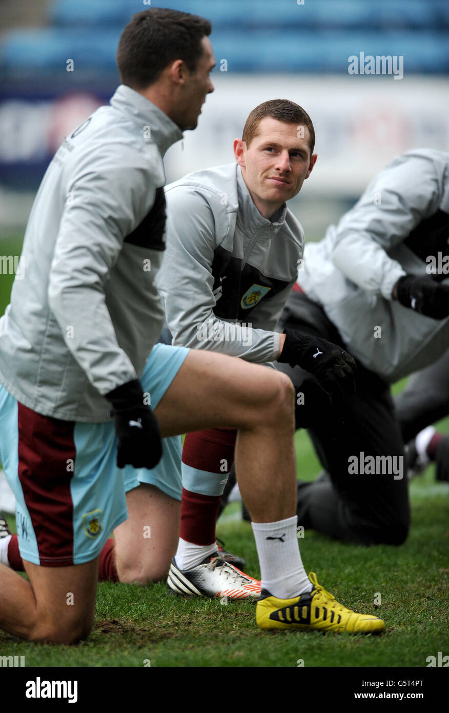 Burnleys chris mccann right during training hi-res stock photography ...