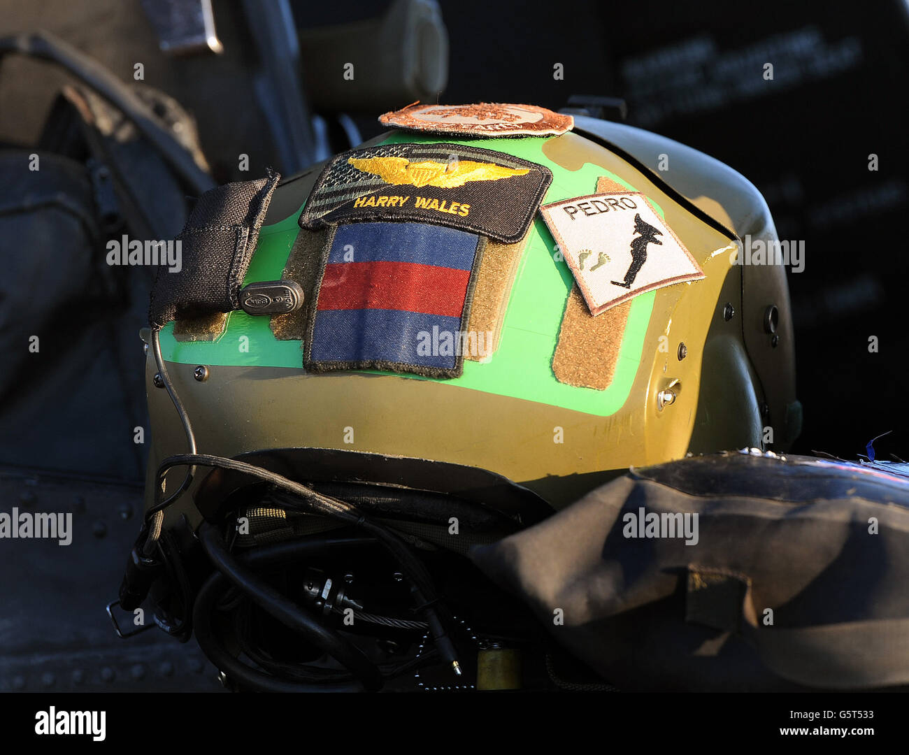 Apache helicopter cockpit hi-res stock photography and images - Alamy