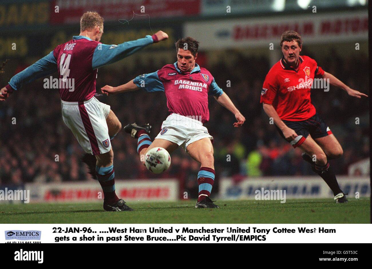 Tony cottee west ham hi-res stock photography and images - Alamy