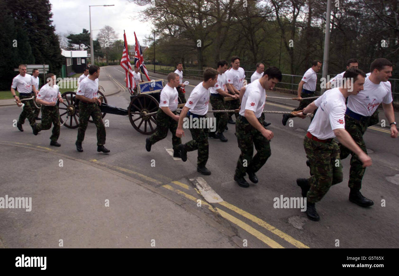 The Territorial Army's Honourable Artillery Company start their double ...