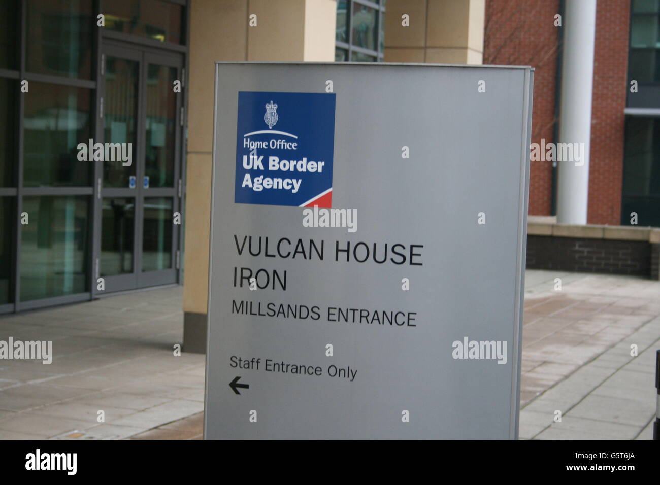 16,000 immigrants awaiting ruling Stock Photo - Alamy