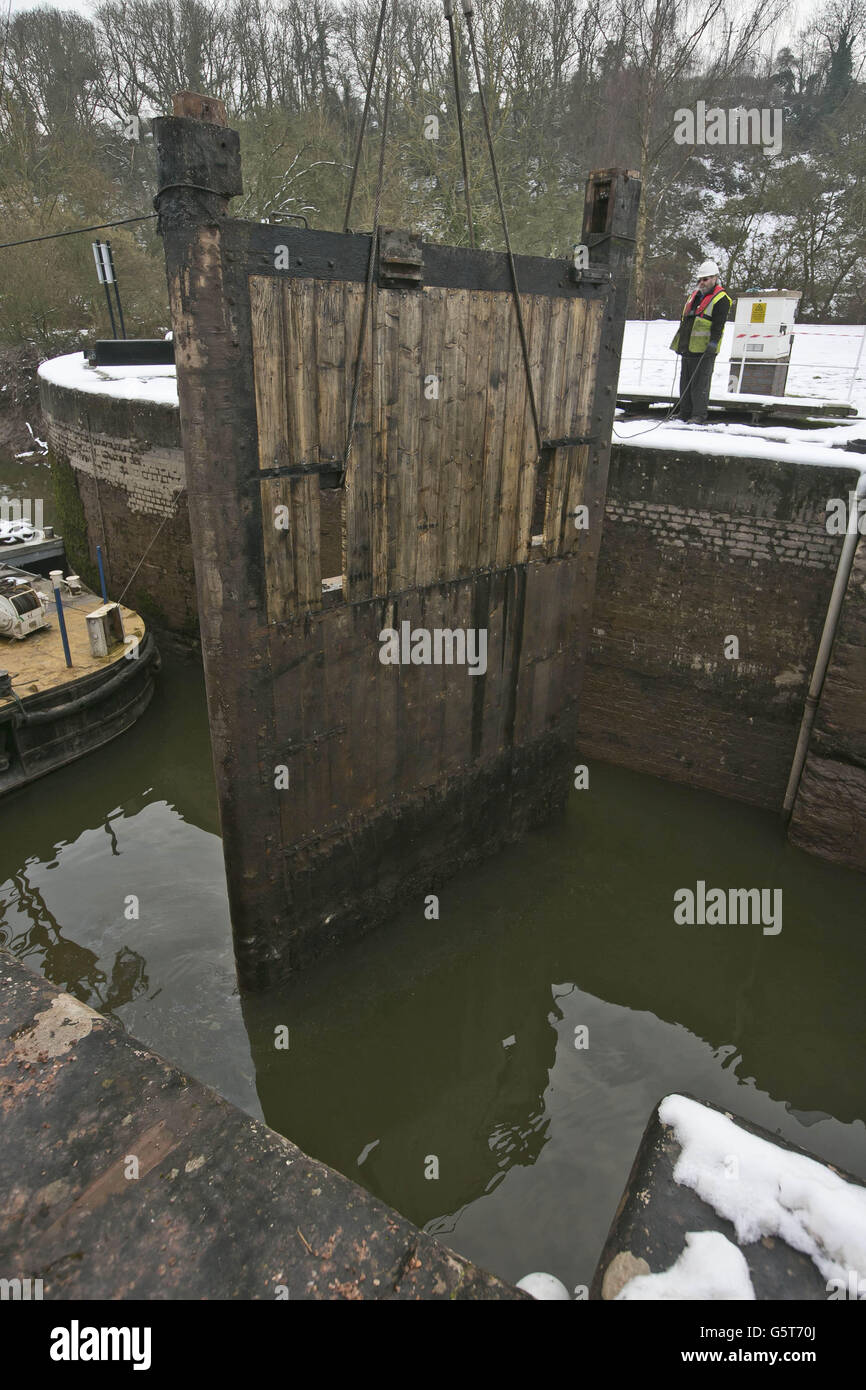 Essential replacement hi-res stock photography and images - Alamy