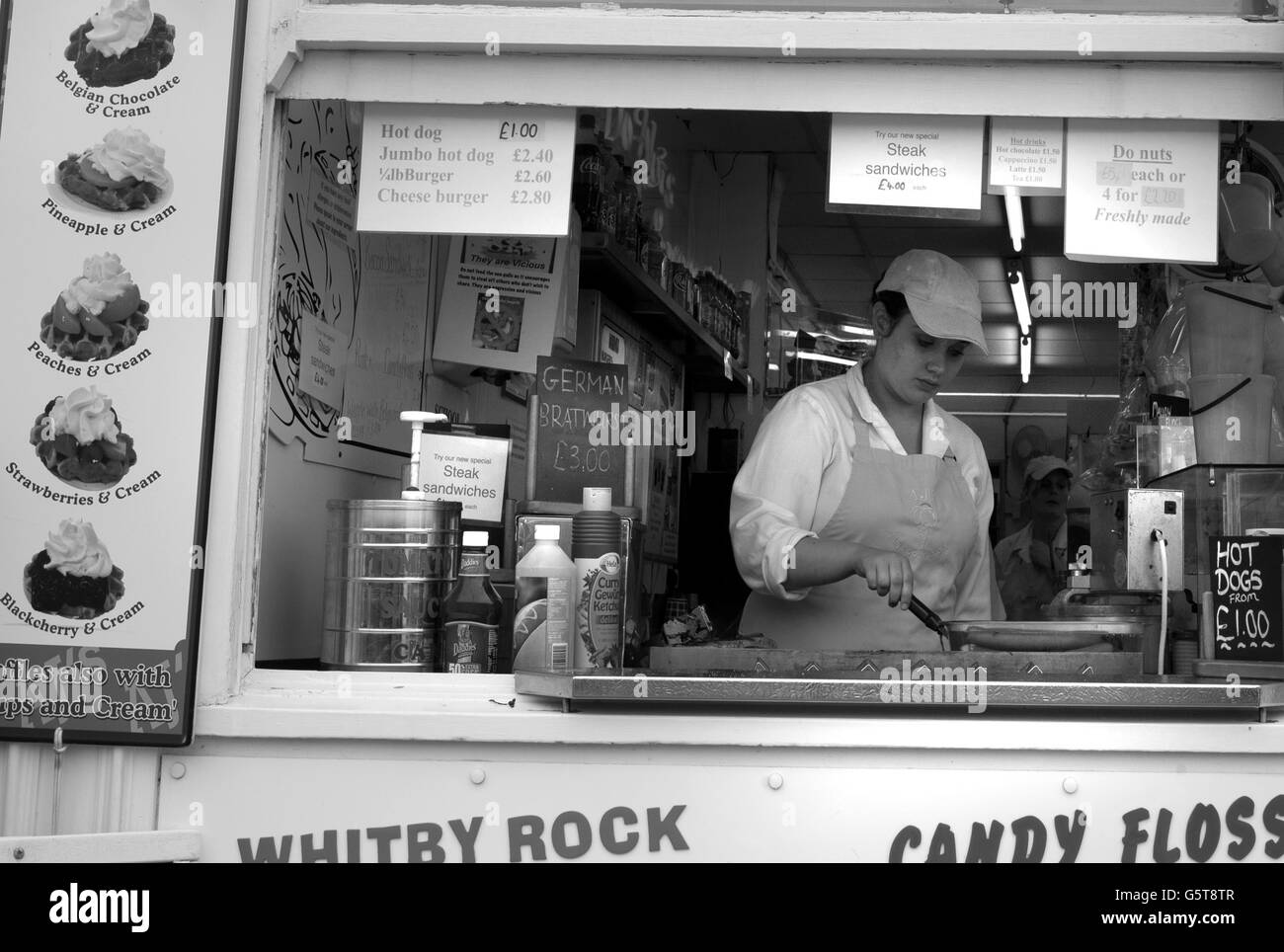 Fast food stall hi-res stock photography and images - Alamy